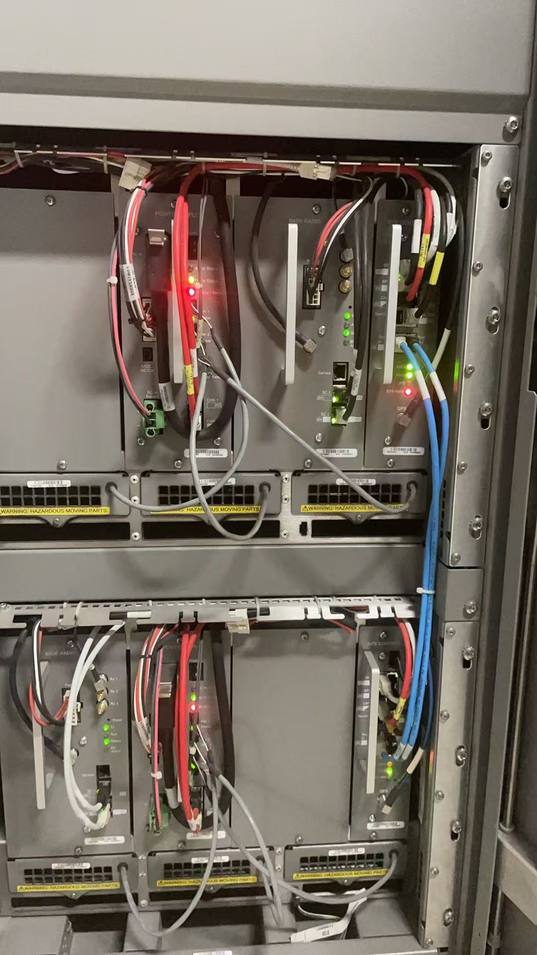 Multiple PSU units are experiencing DC output failure alarms